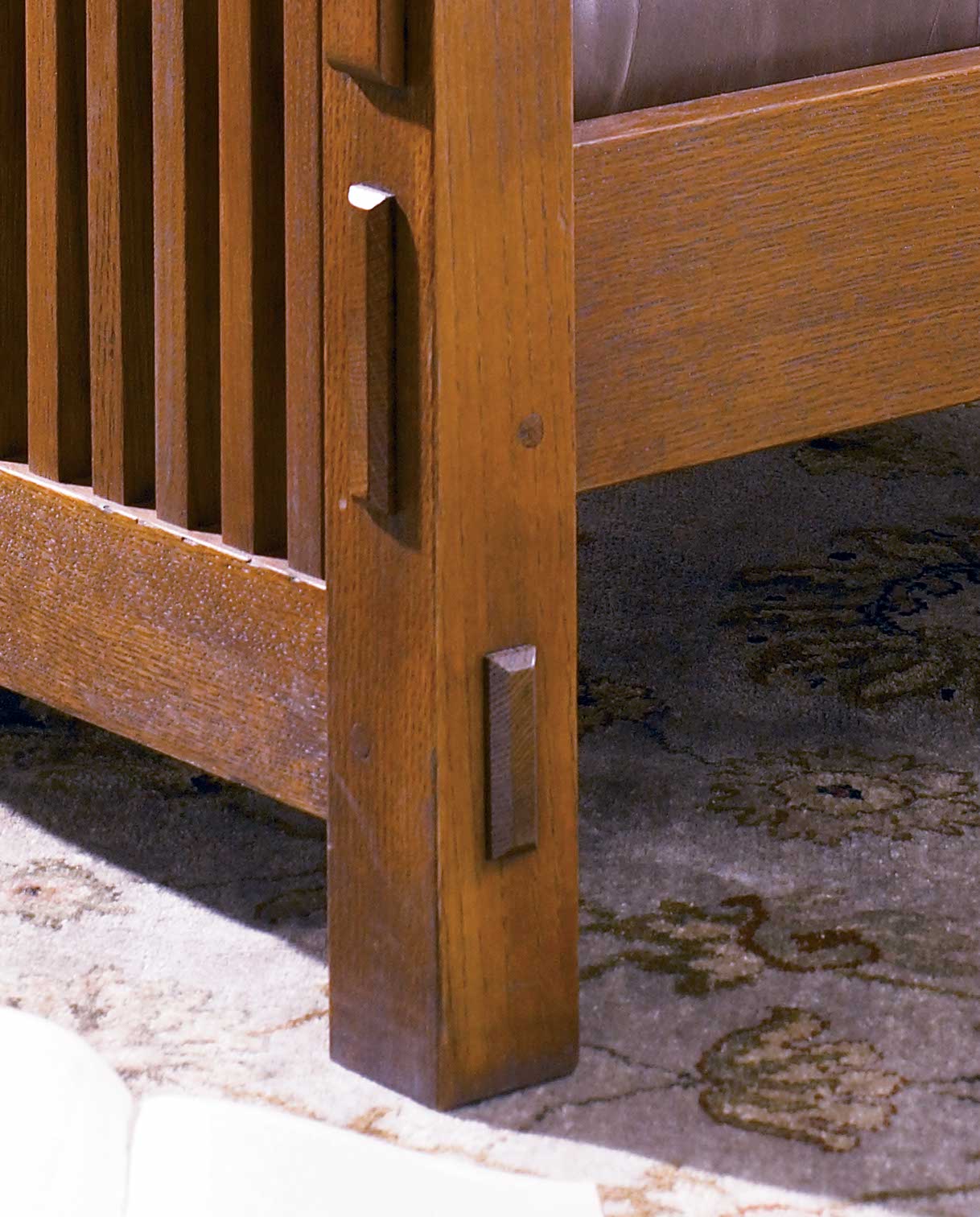 Construction Features – Stickley Brand