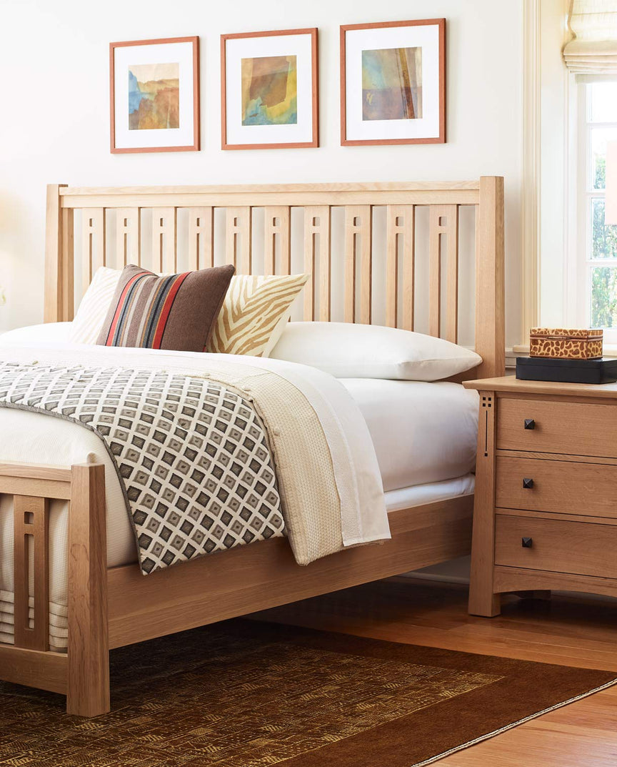 Highlands Materials | Highlands Bed & Sofa | L. & J.G. Stickley, Inc ...