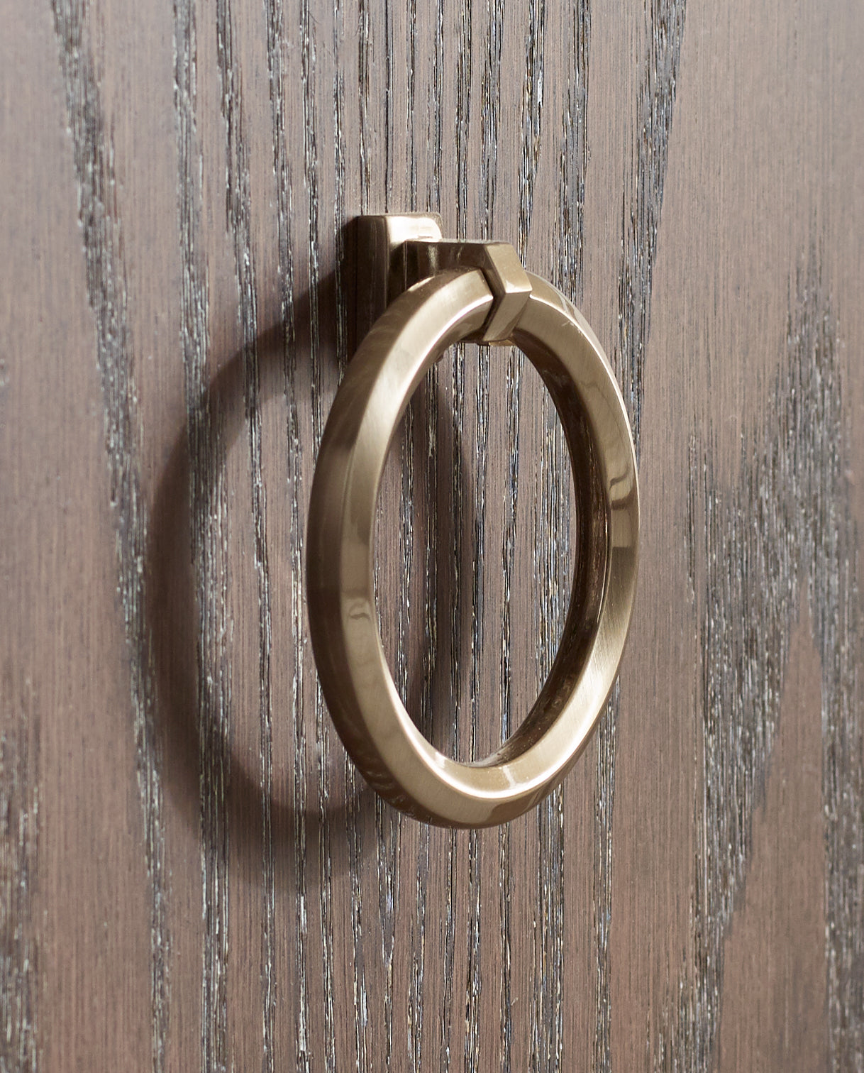 Maidstone – Stickley Brand