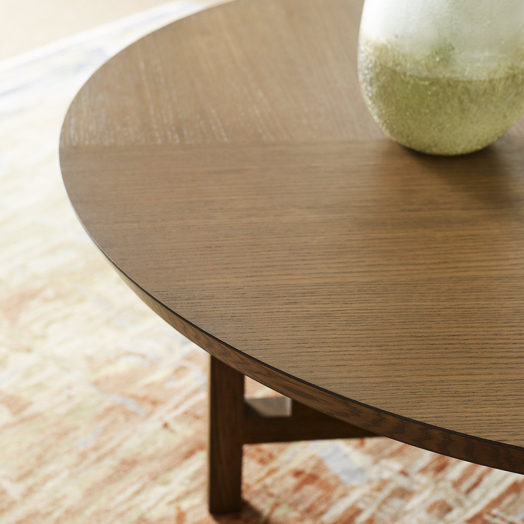 Lowell Round Cocktail Table – Stickley Brand